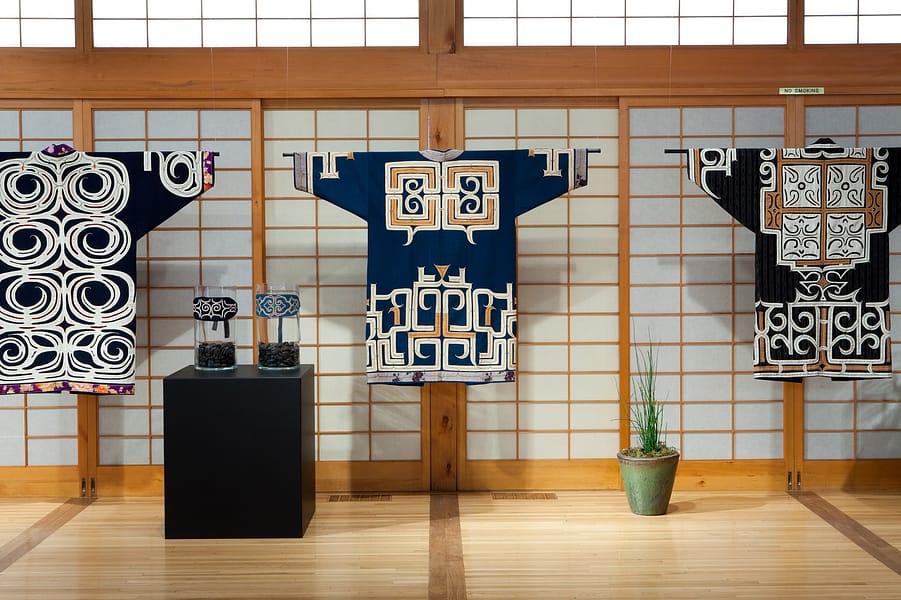 Parallel Worlds: Art of the Ainu of Hokkaido and Native Americans of ...