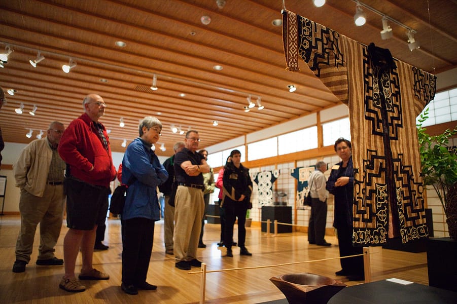 Parallel Worlds: Art of the Ainu of Hokkaido and Native Americans of ...