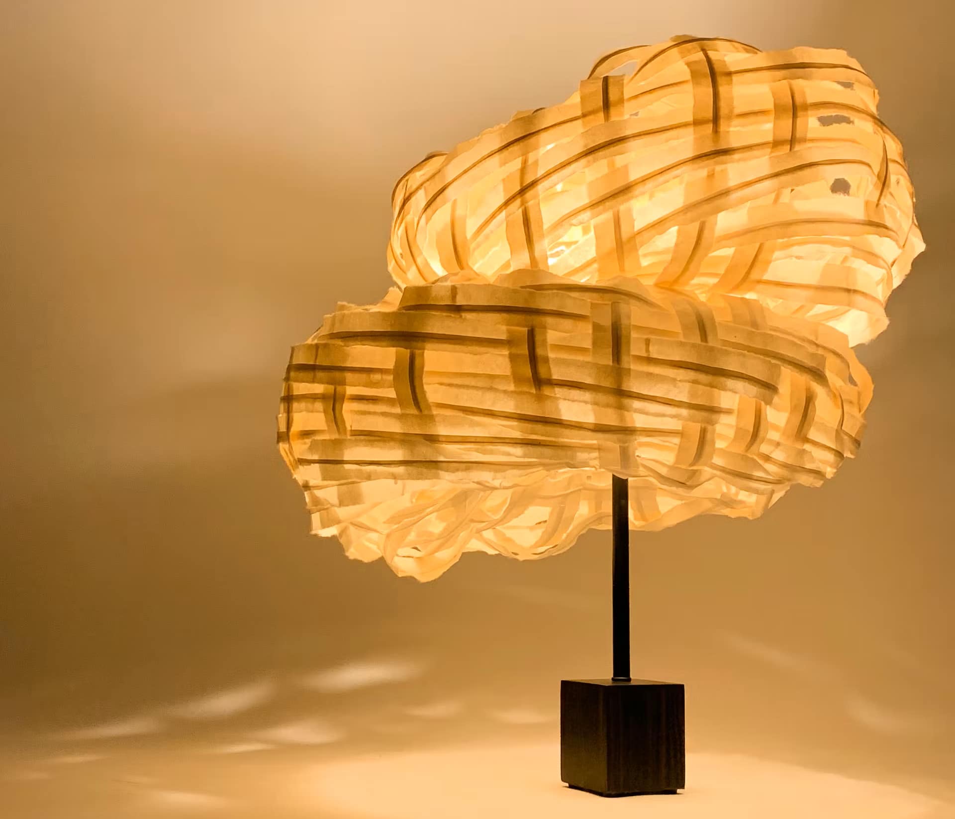 Woven Light: Washi Sculptures by Yuri Kinoshita – Portland Japanese Garden